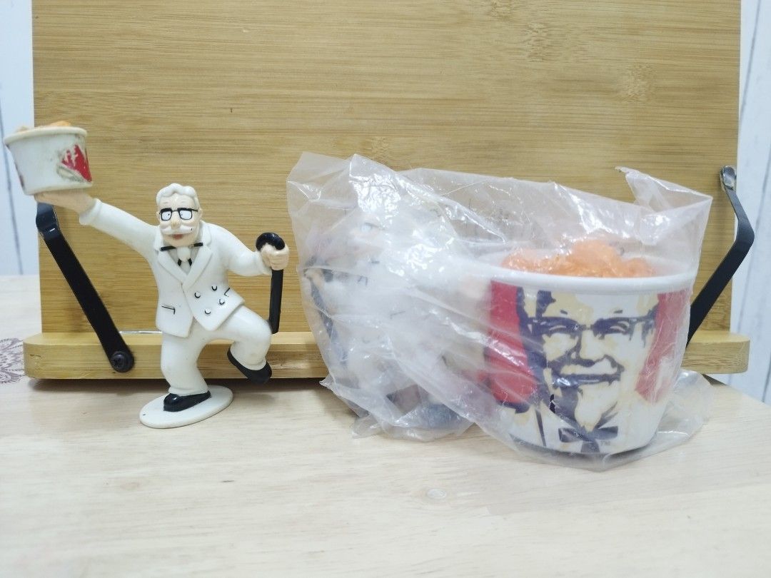 Vintage KFC colonel sanders, Hobbies & Toys, Toys & Games on Carousell