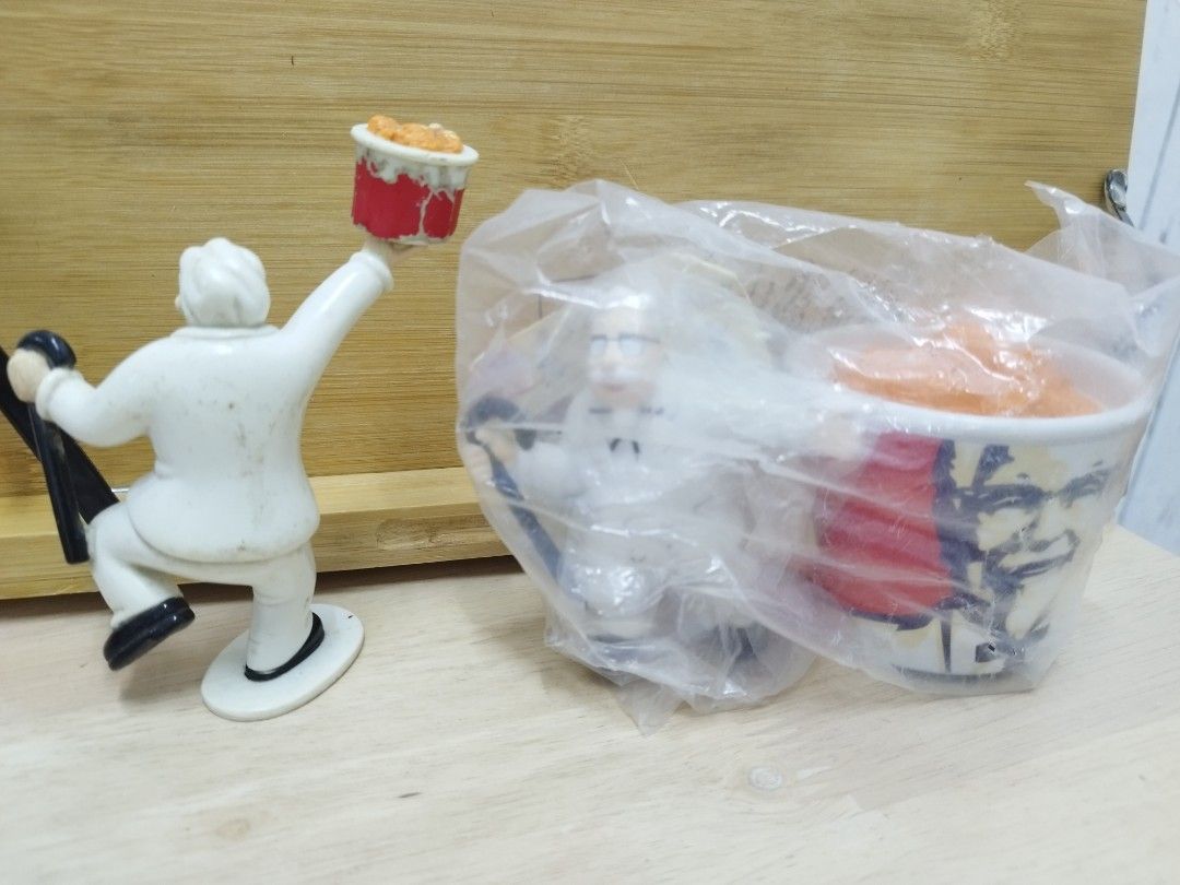 Vintage KFC colonel sanders, Hobbies & Toys, Toys & Games on Carousell