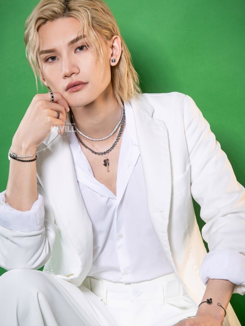 [全三種] JEREMY 李駿傑 @ MIRROR 40*30CM 高畫質加厚防潑水應援海報POSTER, 興趣及遊戲, 收藏品及紀念品 ...