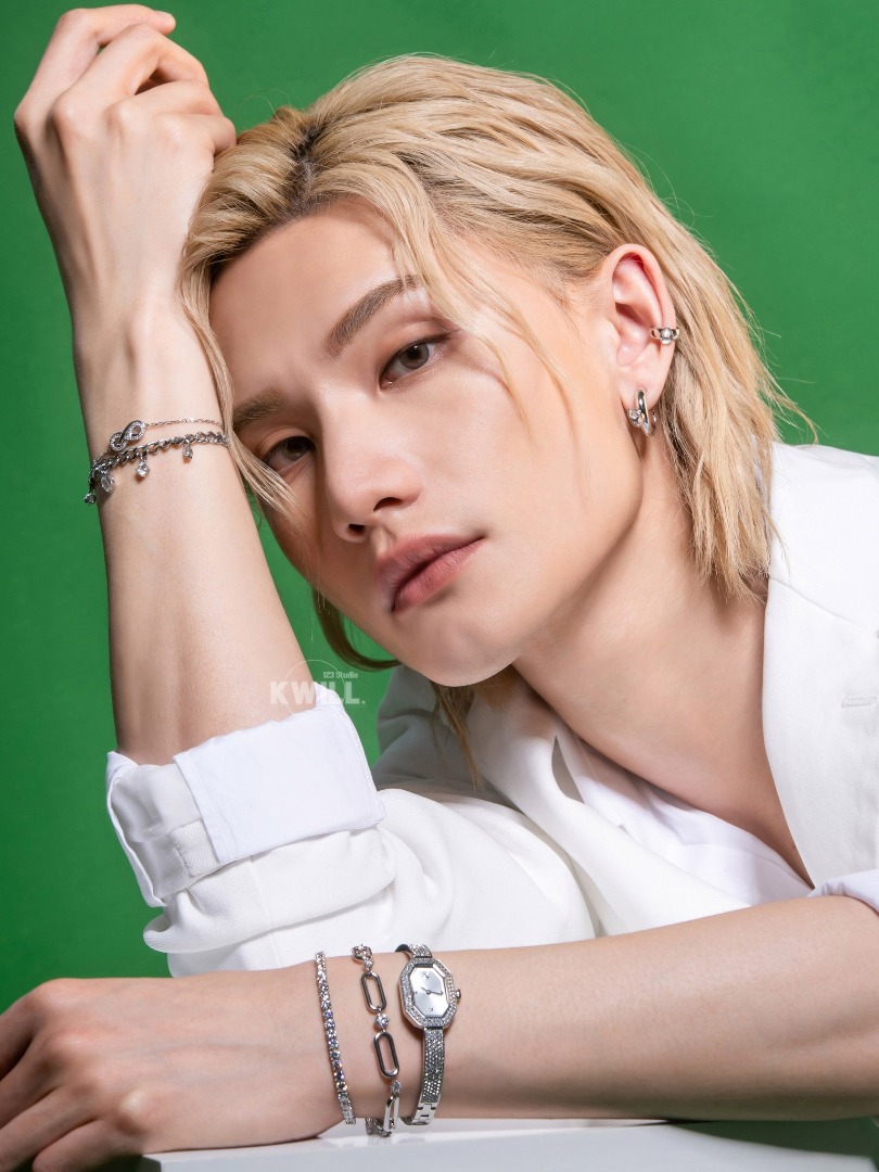 [全三種] JEREMY 李駿傑 @ MIRROR 40*30CM 高畫質加厚防潑水應援海報POSTER, 興趣及遊戲, 收藏品及紀念品 ...