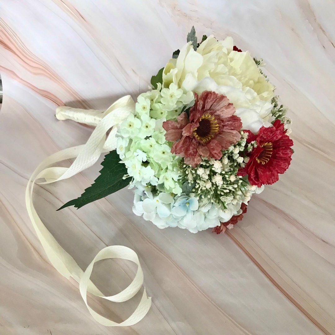 Bunga Tangan Artificial Pengantin & Tunang / hand bouquet, Furniture ...