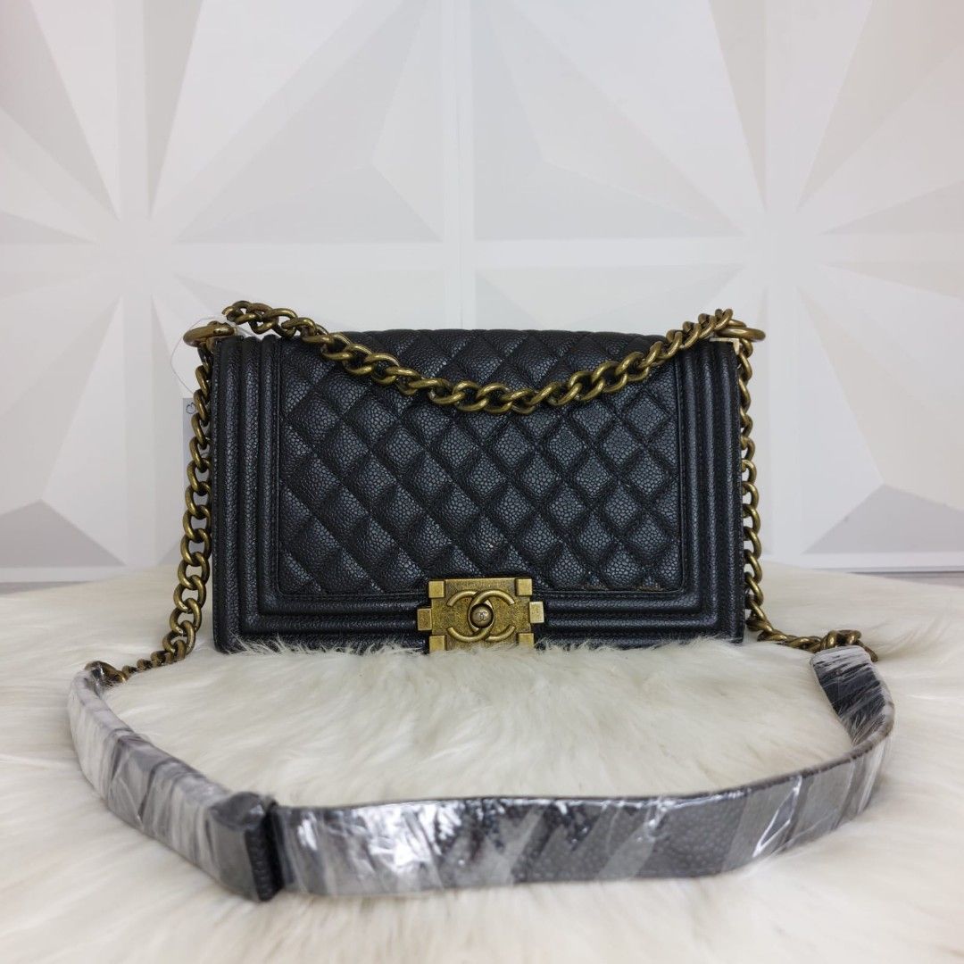 Chanel Boy black Caviar Sling Bag, Barang Mewah, Tas & Dompet di Carousell