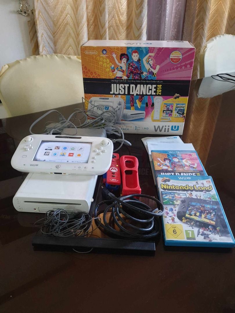 Complete Nintendo Wii U console, in box, with 2 games, Video Gaming, Video Game Consoles ...