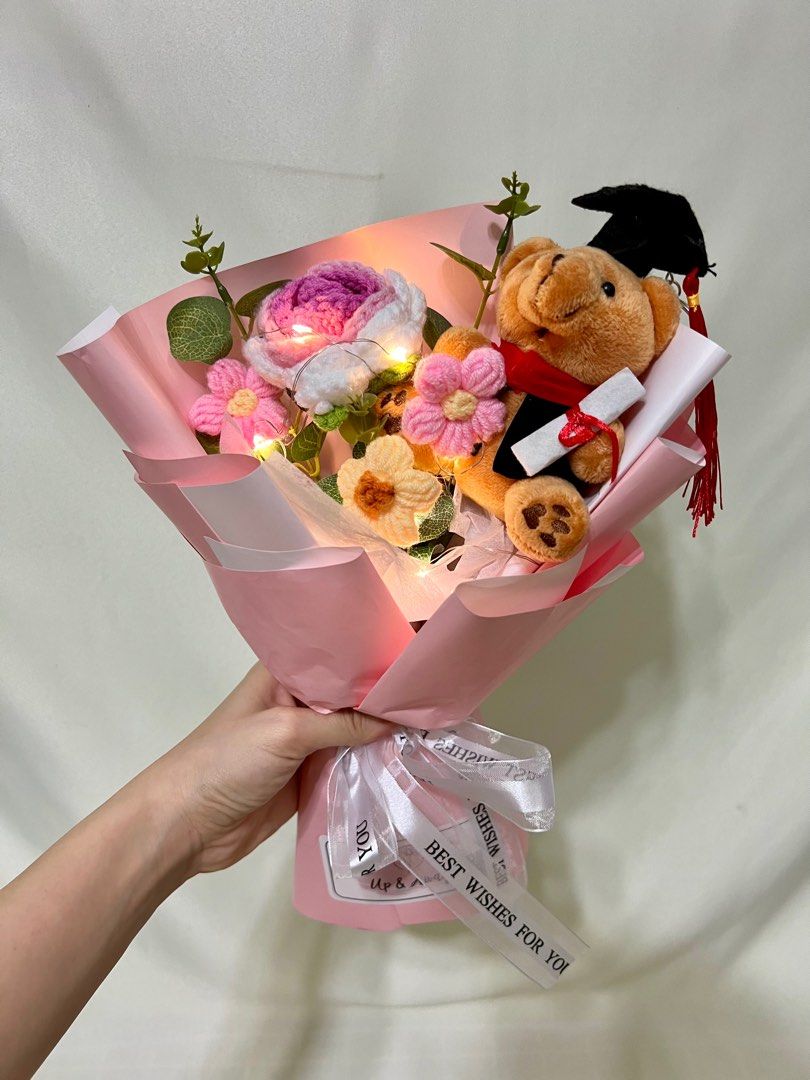 Crochet Graduation Bouquet Crochet Flower Balloon Birthday Gift Ideas ...