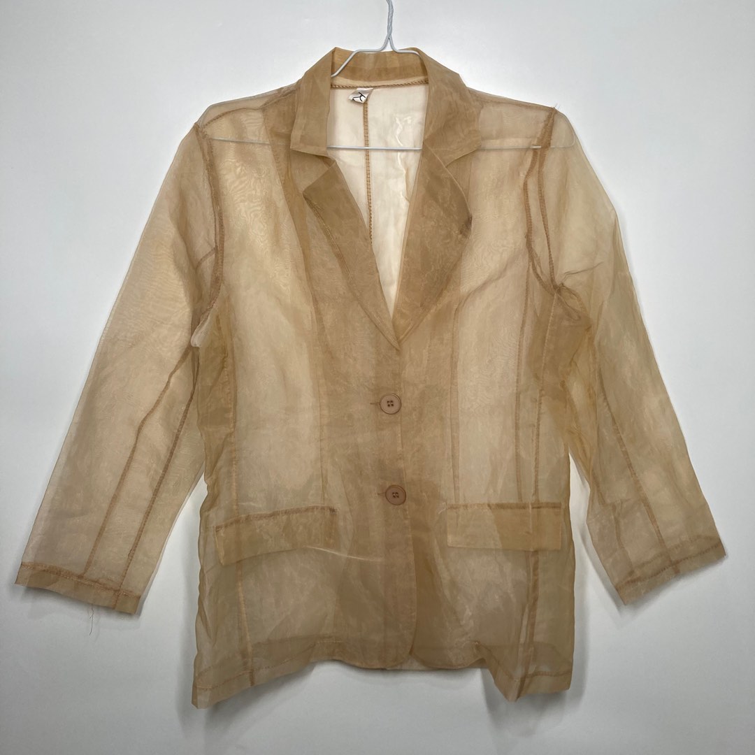 CRS 53, Fesyen Wanita, Pakaian Wanita, Baju Luaran di Carousell