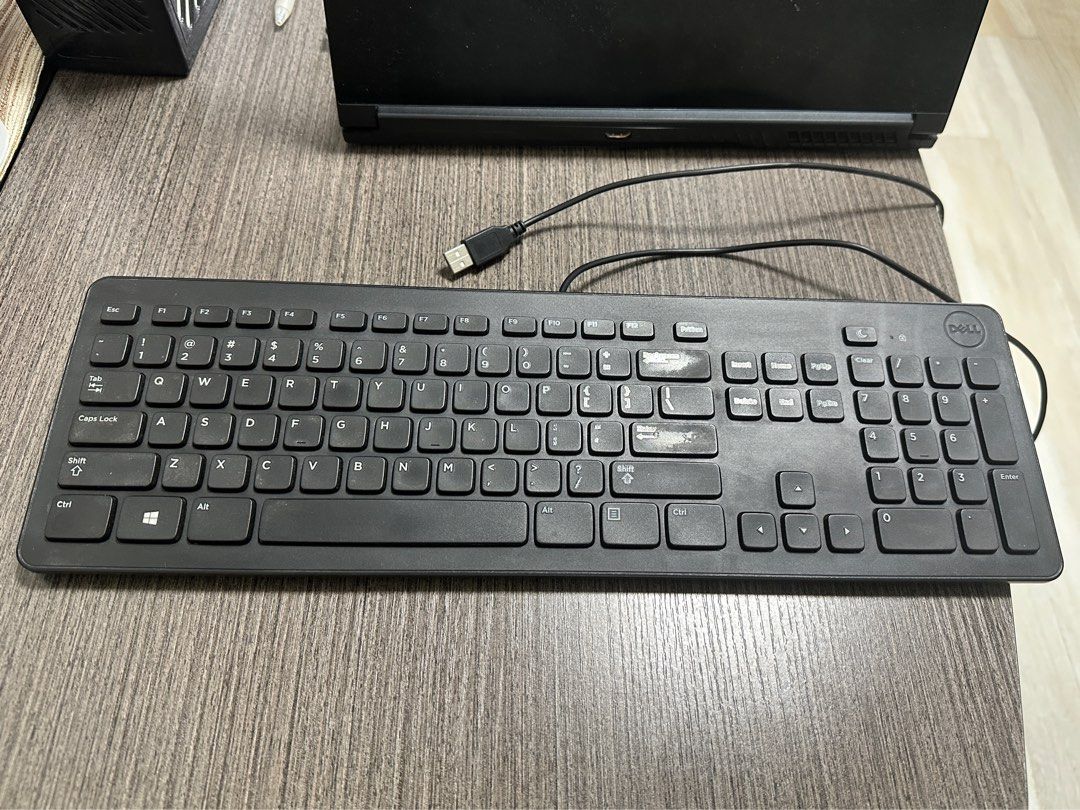 Dell full size 薄身 Keyboard 鍵盤, 電腦＆科技, 電腦周邊及配件, 電腦鍵盤及相關產品 - Carousell