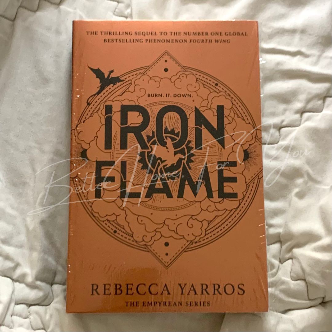 Iron Flame by Rebecca Yarros - Pb, Buku & Alat Tulis, Buku di Carousell