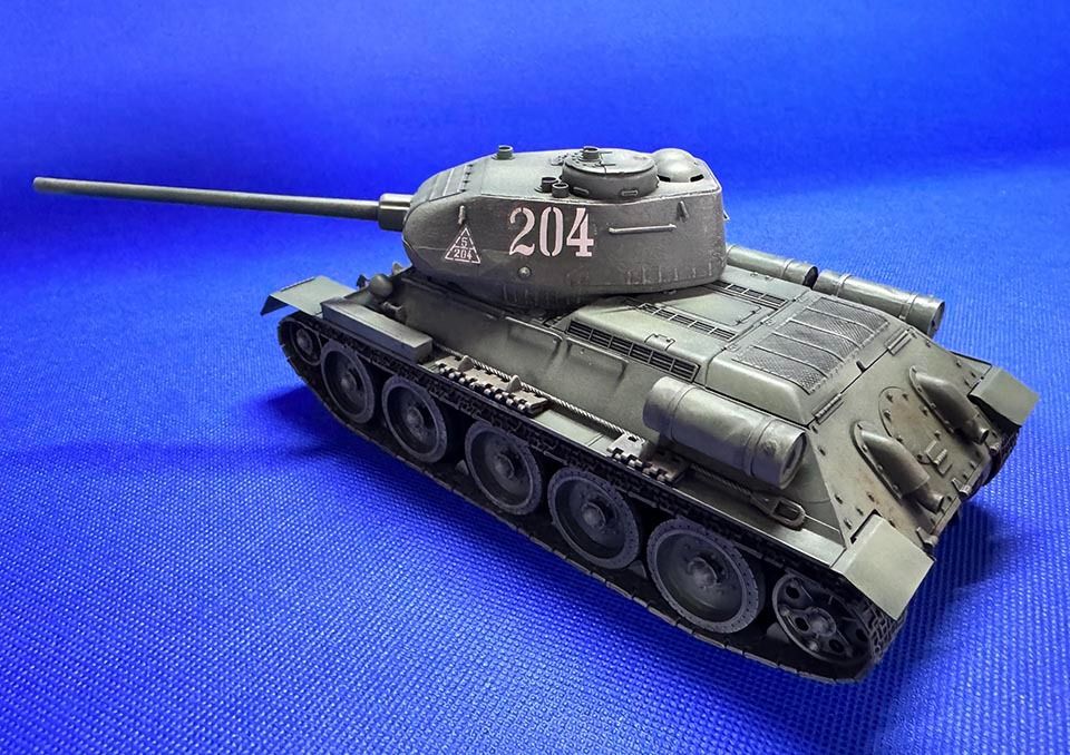 【ModeLLand 模人地帶 ※ 模型作品】C006 1/35 田宮 TAMIYA 35138 T34/85 Russian Medium ...