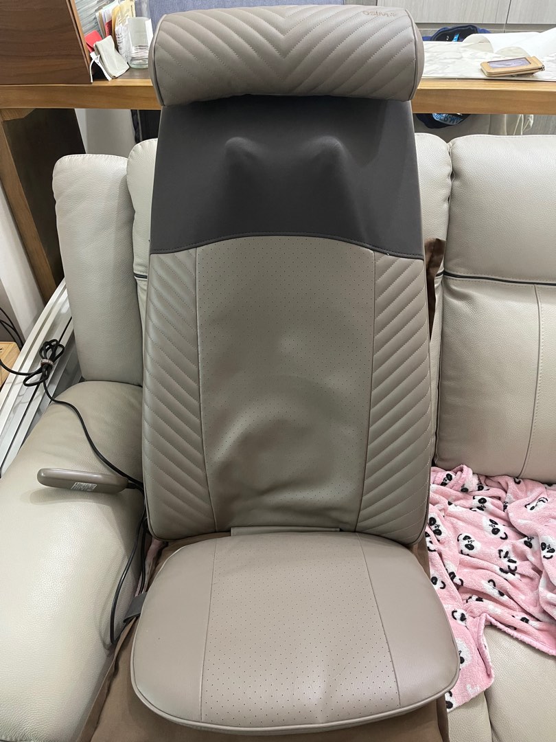 OSIM uJolly OS-260背樂樂按摩椅墊 （啡色）, 傢俬＆家居, 傢俬, 梳化 - Carousell