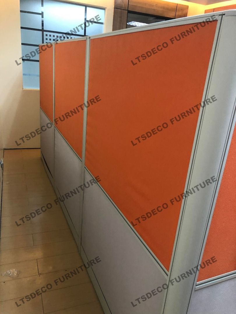 PRE MADE WORKSTATION CUBICLE TABLE / OFFICE FURNITURE / OFFICE ...