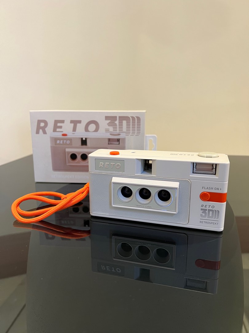 RETO 3D X Retrospekt Limited Edition Stero 35mm Film Camera, Photography, Cameras on Carousell
