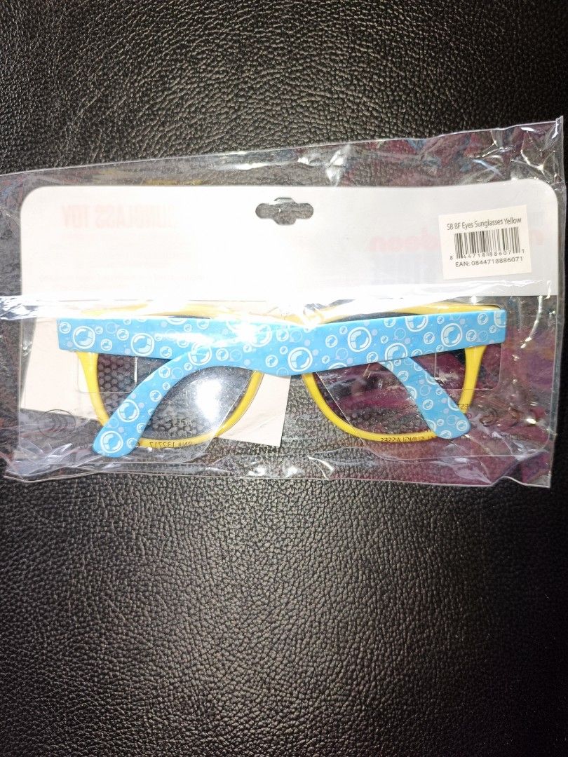 SpongeBob Shades By Nickelodeon, Hobbies & Toys, Toys & Games on Carousell
