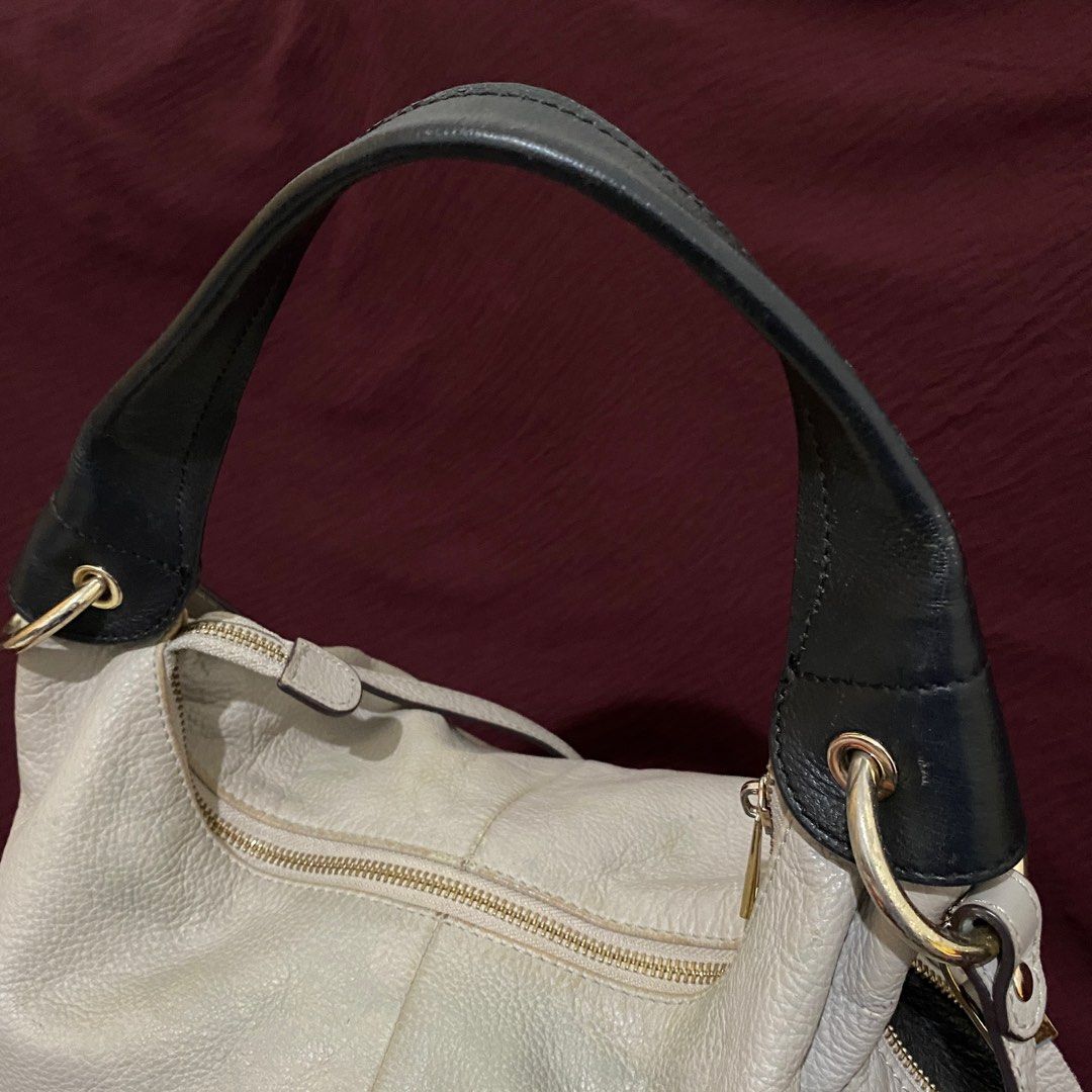 Tas Kulit Asli Hobo dan Sling, Fesyen Wanita, Tas & Dompet di Carousell