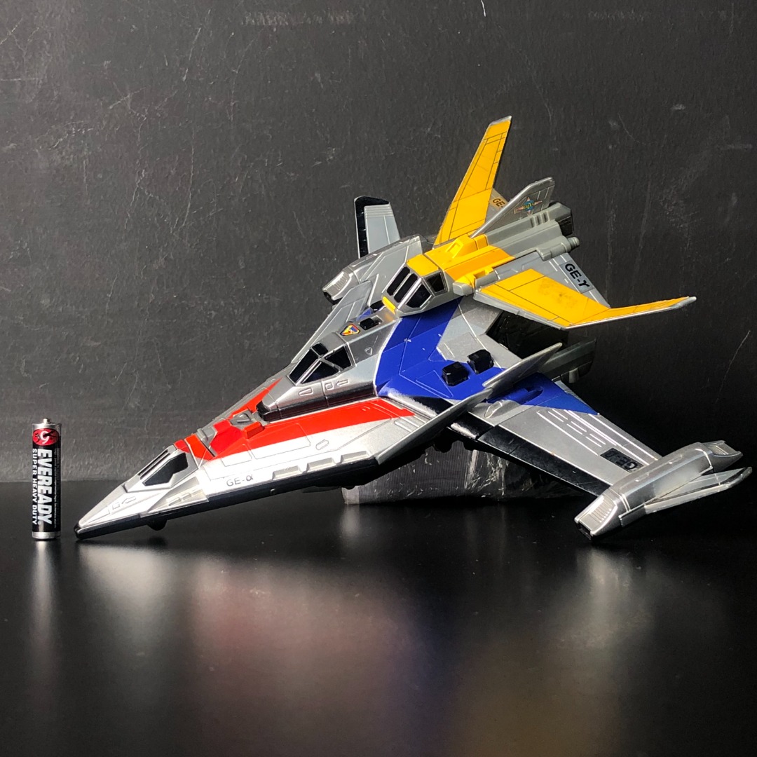 Vintage Bandai 1999 Dx Ultraman Dyna Super Guts Eagle, Hobbies & Toys ...