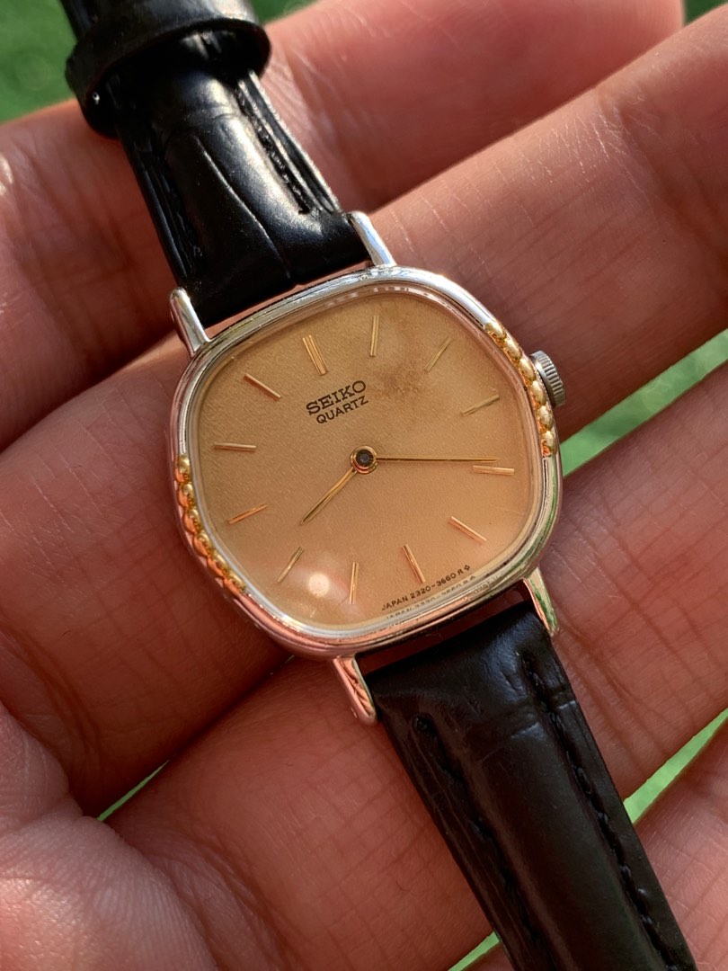 Vintage Seiko Lady Gold Dial With Textured Case, Women's Fashion ...