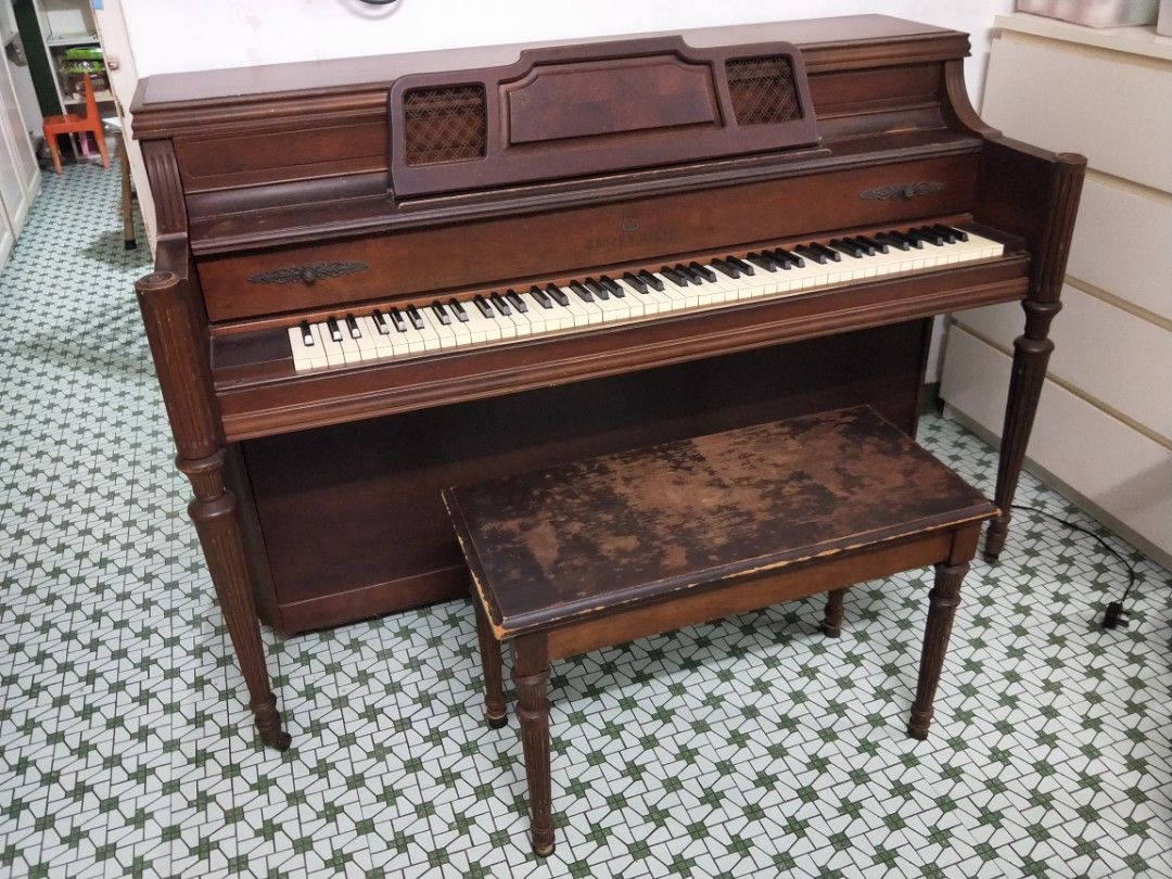 Vintage upright piano (still playable), Hobbies & Toys, Music & Media, Musical Instruments on ...