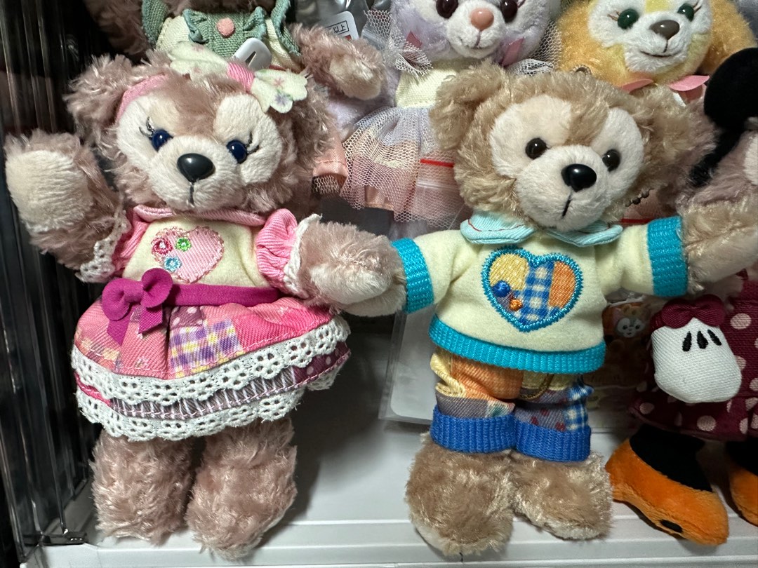 Tokyo Disney sea Exclusive 2019 Valentine Duffy and ShellieMay Keychain ...