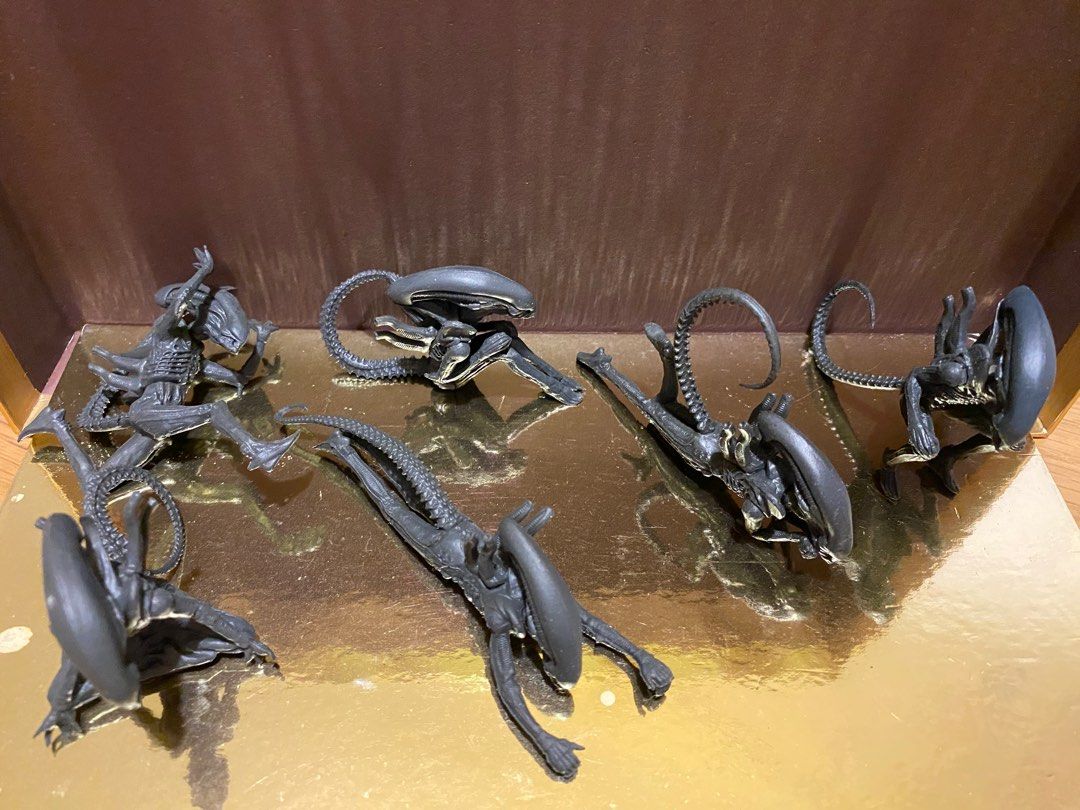 ALIEN BIG CHAP MINI XENOMORPH Figures -Set of 6, 興趣及遊戲, 玩具 & 遊戲類 ...