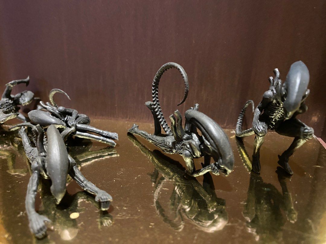 ALIEN BIG CHAP MINI XENOMORPH Figures -Set of 6, 興趣及遊戲, 玩具 & 遊戲類 ...