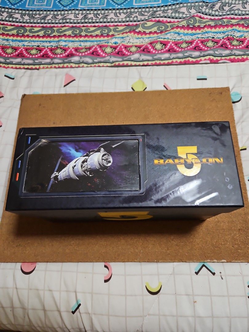 Babylon 5 the Ultimate Collection! All in! Sci-fi classic DVD collector ...