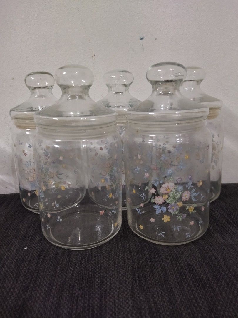 Balang besar Kueh raya, Furniture & Home Living, Kitchenware ...