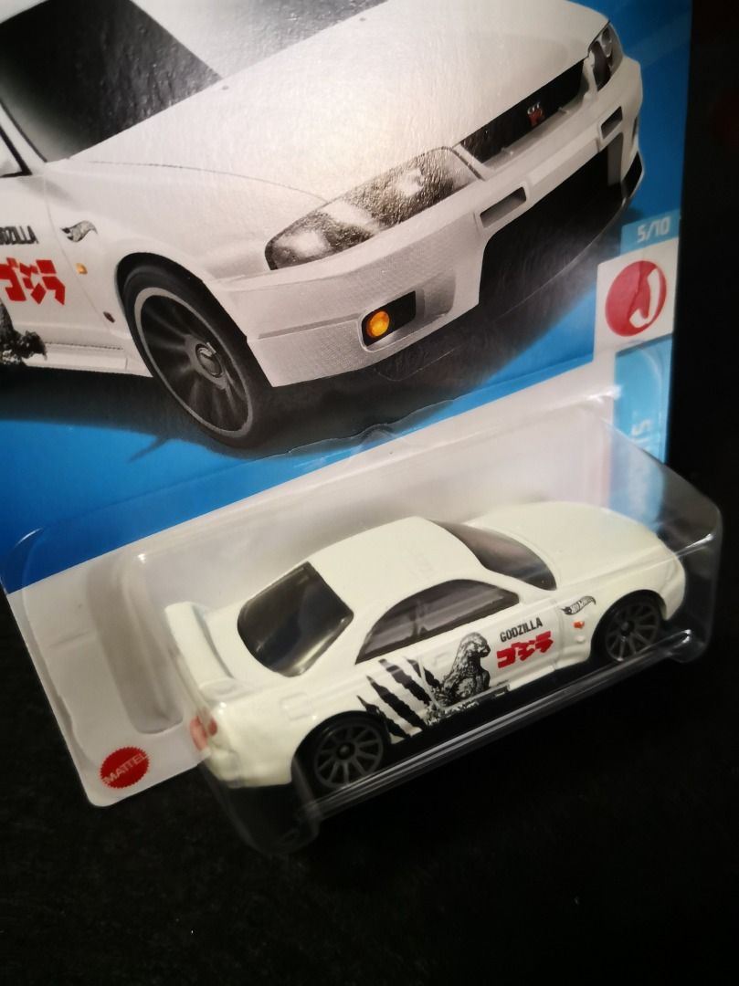 Hot Wheels Nissan Skyline GT-R R33 Godzilla 2024 Minor Crease, Hobbies ...