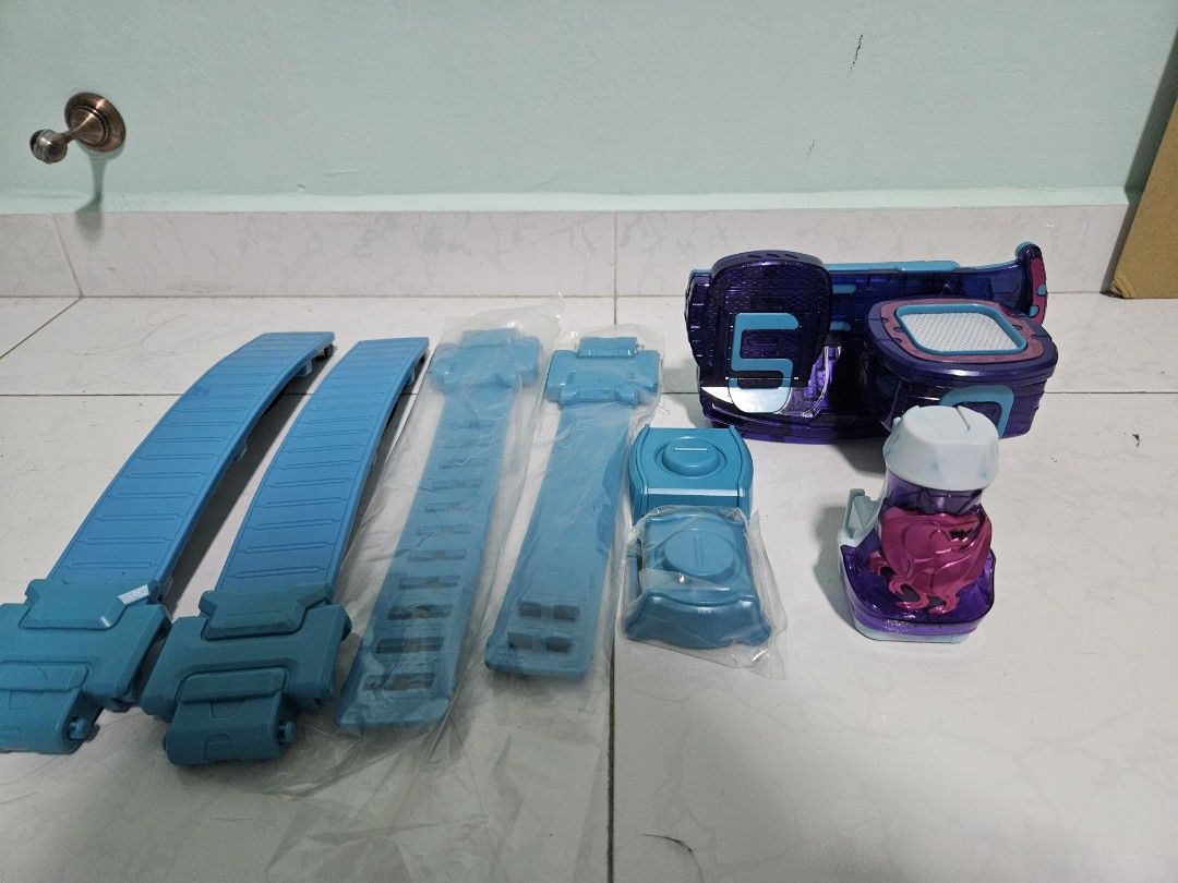 Kamen Rider Revice belt and vistamp set, Hobbies & Toys, Toys & Games ...