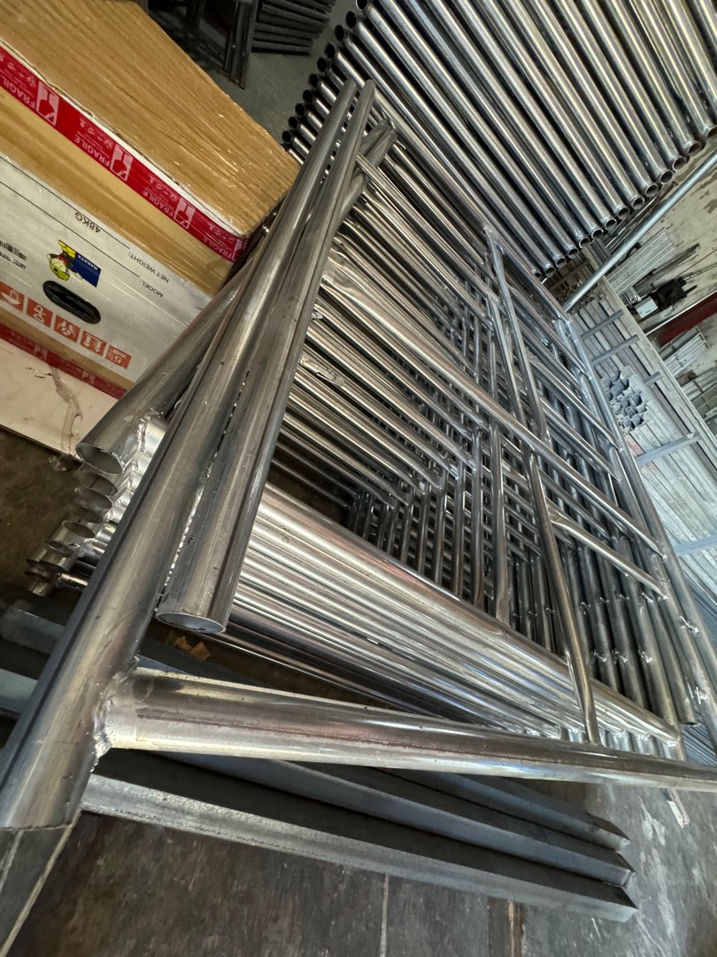 SCAFFOLDING SET S20, Commercial & Industrial, Construction & Building ...