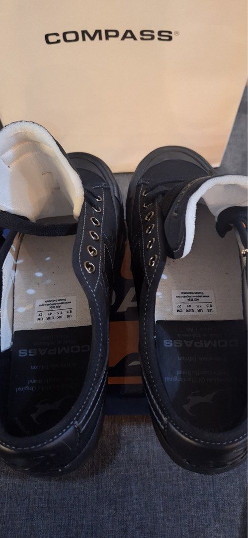 sepatu compass, Fesyen Pria, Sepatu , Sneakers di Carousell
