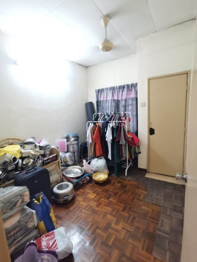 Teluk Gedung Indah Pelabuhan Klang house for sale, Looking For on Carousell