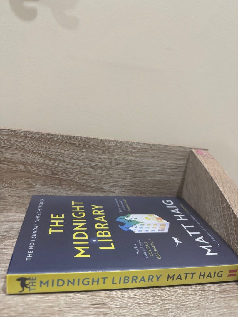 The Midnight Library by Matt Haig, Hobbies & Toys, Books & Magazines ...