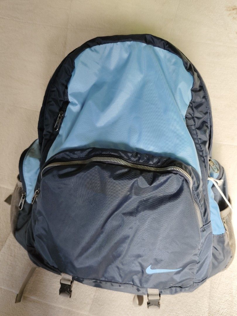 Vintage Nike Backpack, Men's Fashion, Bags, Backpacks on Carousell