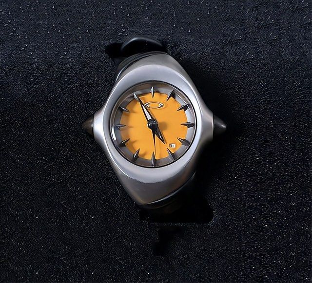 Vintage Oakley watch, Men's Fashion, Watches & Accessories, Watches on ...