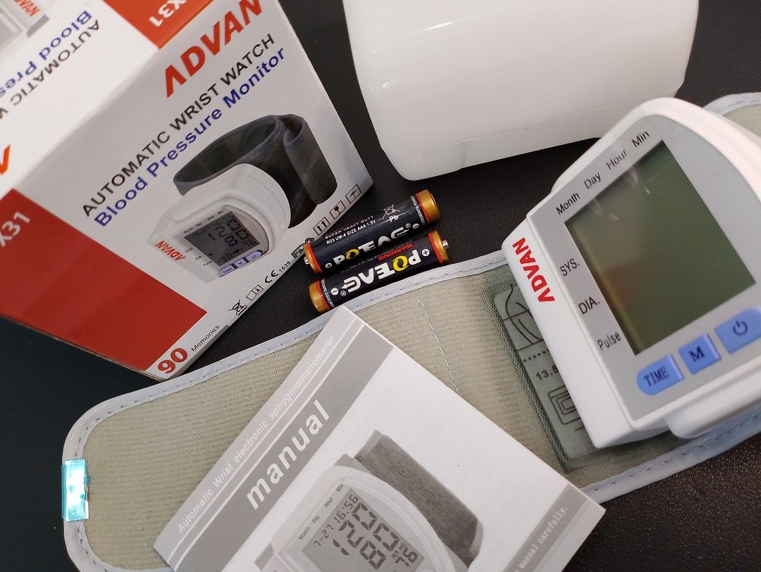 ADVAN WRIST WATCH BLOOD PRESSURE MONITOR; COMPLETE SET WITH FREE ...