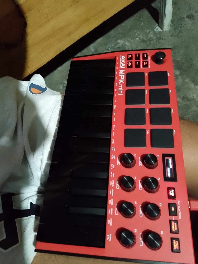 Akai pro mini mk3, Audio, Portable Music Players on Carousell