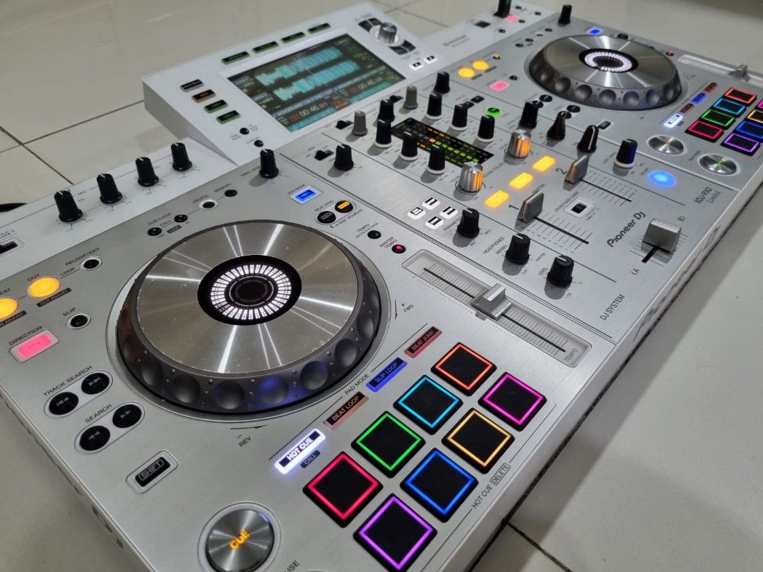 Alat DJ Pioneer XDJ RX2 White Limited Edition Touchscreen + Tas ...