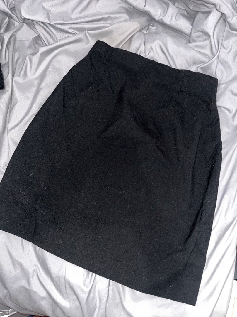 basic black mini skirt ala pinterest, Fesyen Wanita, Pakaian Wanita ...