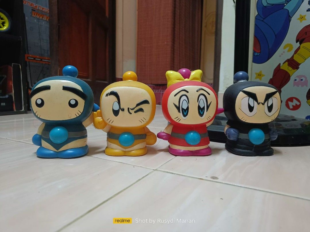 Bomberman coin bank b daman tabung vintage , Hobbies & Toys ...