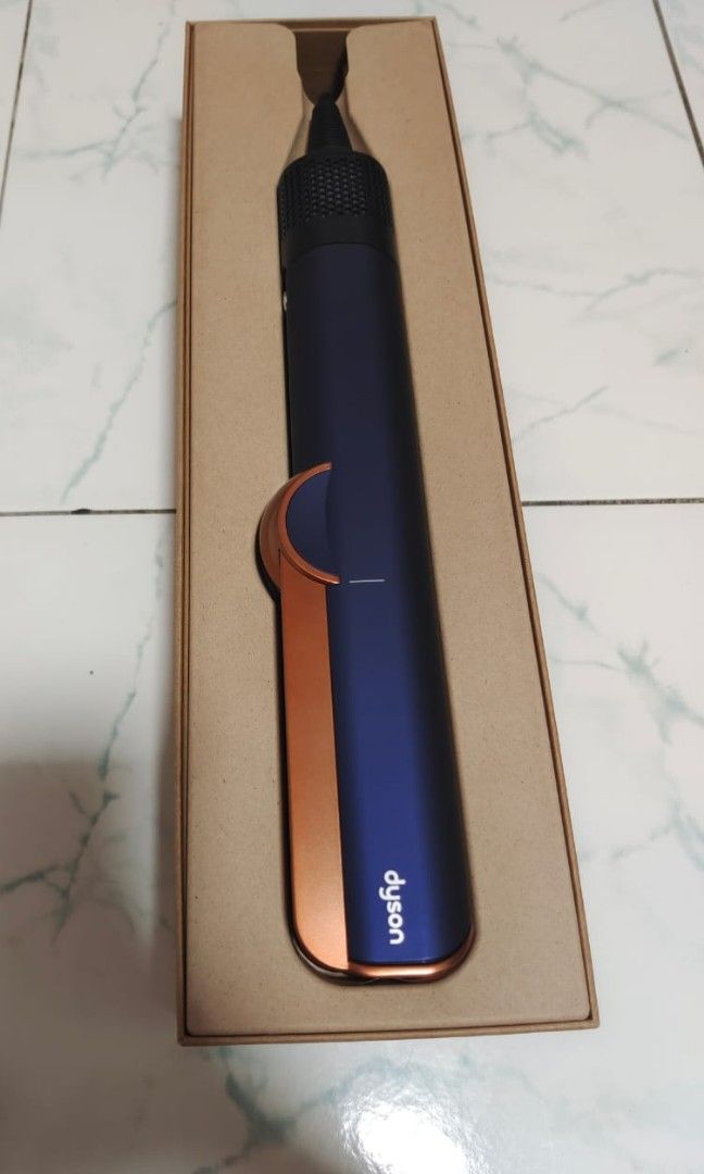 Dyson Airstrait Straightener HT01, Beauty & Personal Care, Hair on Carousell
