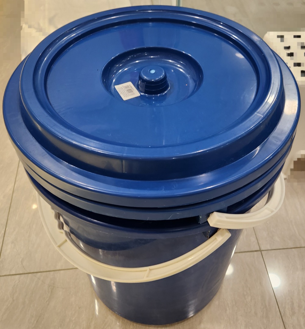 Heavy Duty 30 Extra-Large Liter Water Pail with Lid, Furniture & Home ...