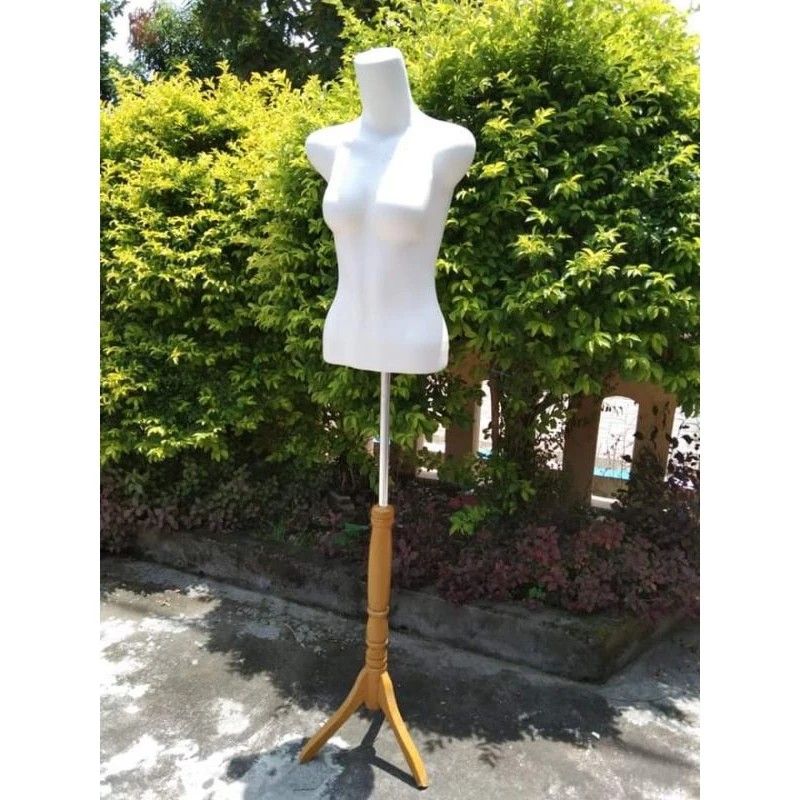 NEW Female Mannequin Wooden Leg / Patung Display Wanita Perempuan Kaki ...