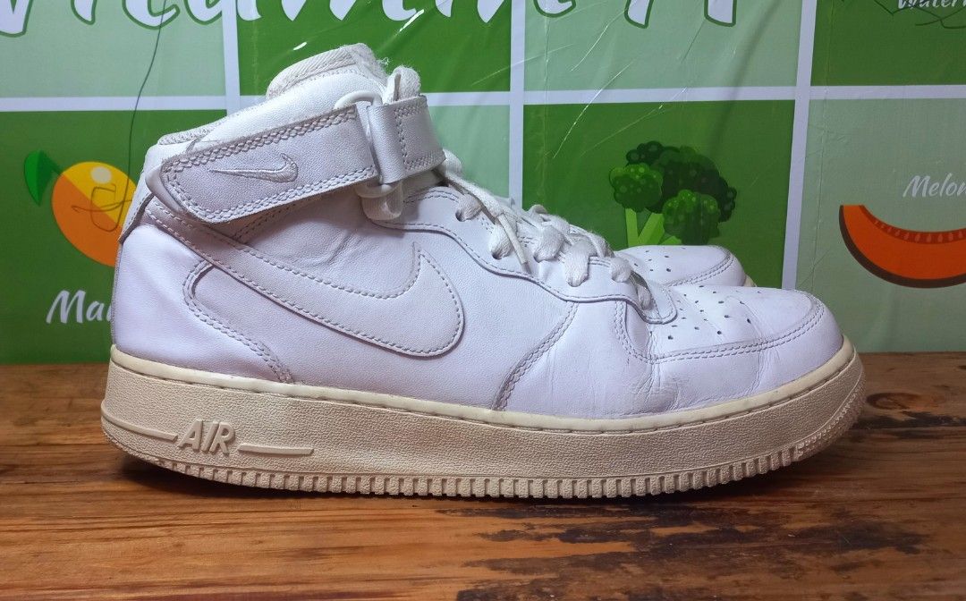 Nike Air Force 1 full white, Fesyen Pria, Sepatu , Sneakers di Carousell