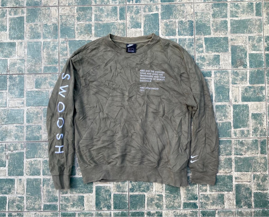 Nike swoosh embroid logo olive green, Men's Fashion, Coats, Jackets and ...