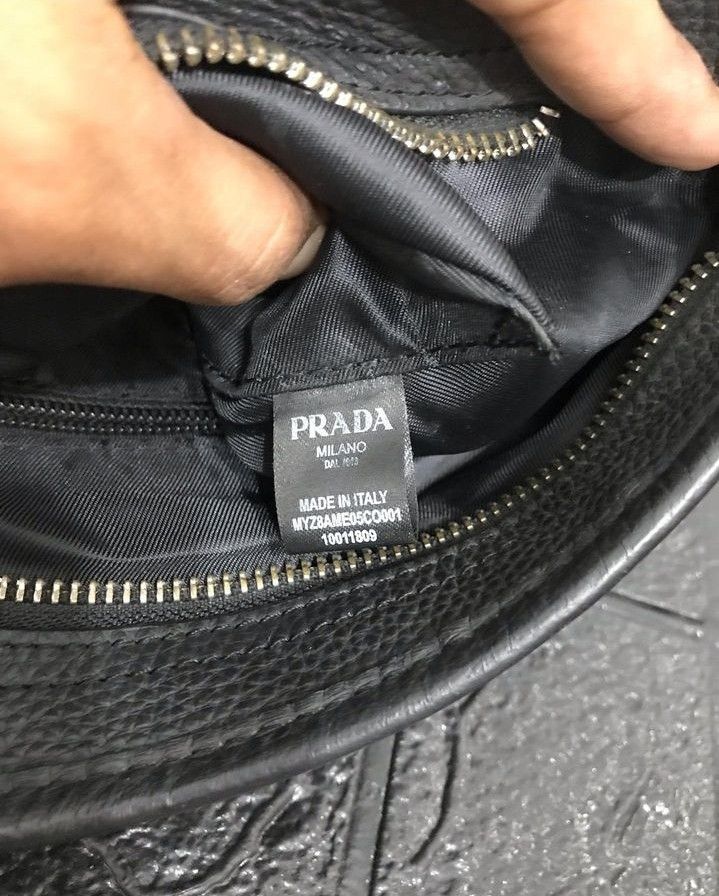 PRADA MADE IN ITALY FULL KULIT ASLI, Barang Mewah, Tas & Dompet di ...