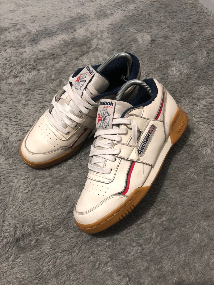 Reebok Classic, Fesyen Pria, Sepatu , Sneakers di Carousell