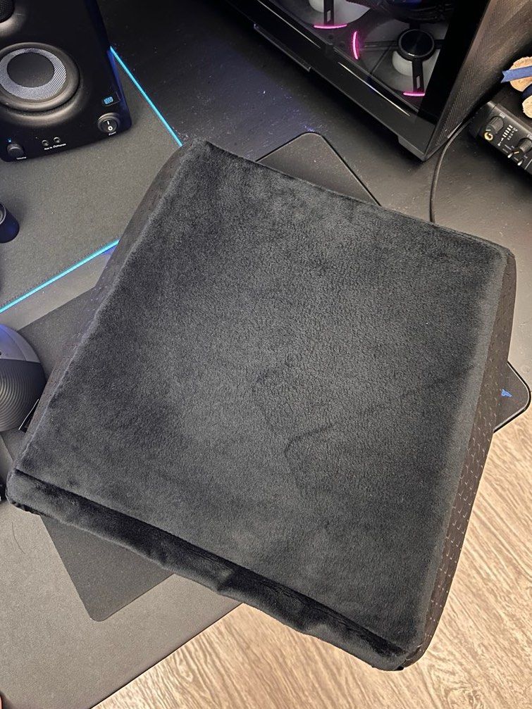 Secretlab Lumbar Pillow Pro, Furniture & Home Living, Furniture, Chairs ...