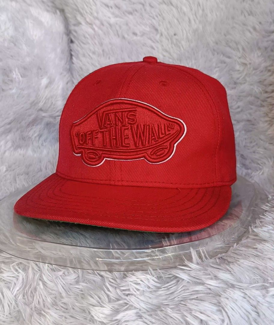 Snapback vans logo red vintage, Fesyen Pria, Aksesoris, Topi di Carousell