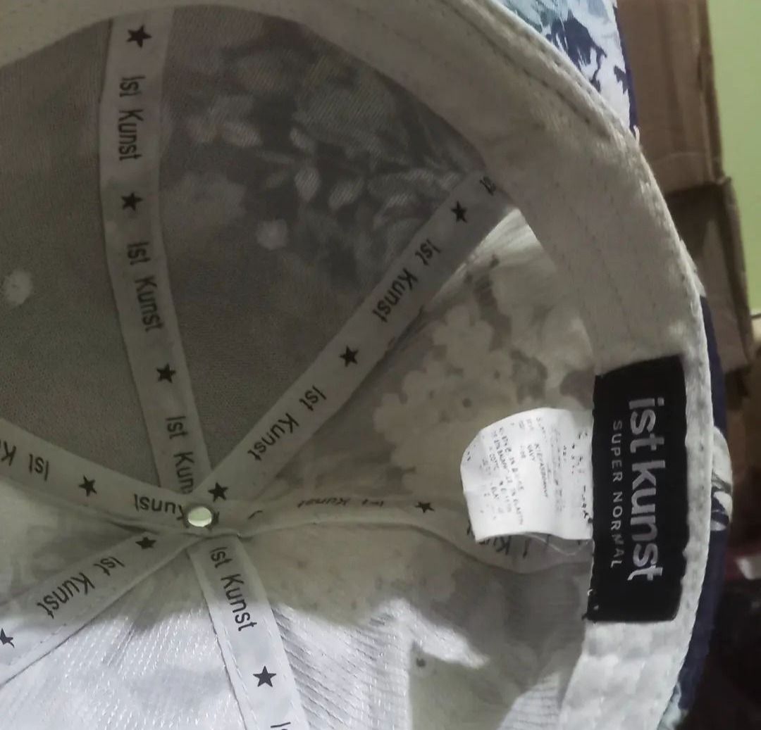 Topi motif bunga (aop) by ist kunst -super normal, Fesyen Pria ...