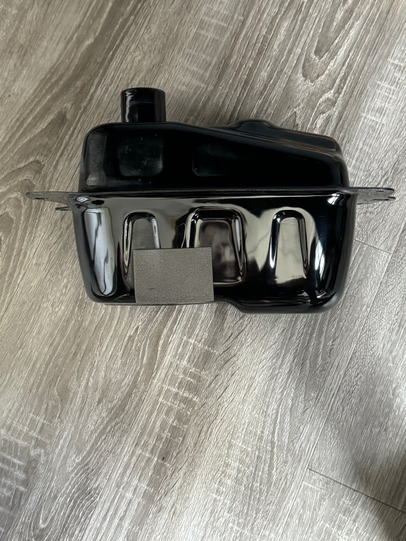 Aerox NVX 155 Stock Tank, Motorcycles, Motorcycle Accessories on Carousell