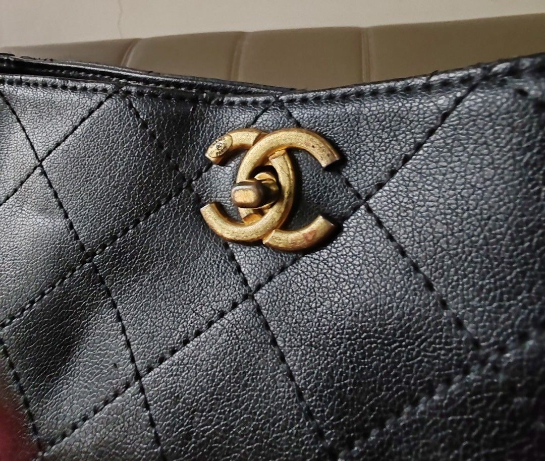Chanel CC 2 way bag, masih menawan!, Women's Fashion, Bags & Wallets, Shoulder Bags on Carousell